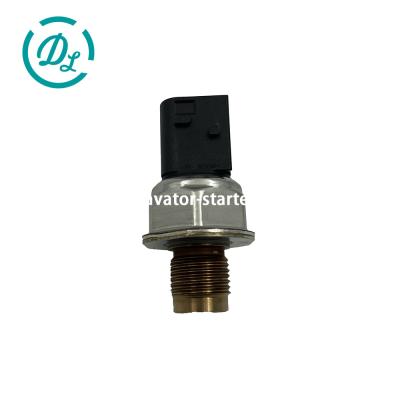 China EexcavaStart Volvo Penta Pressure Sensor OEM 21880678 0281002706 for sale