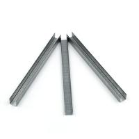 China 22 Gauge Fine Crown Air Staple 7116 5/8 Inch Length 9.10mm Crown Pneumatic Staple for Industrial Use for sale