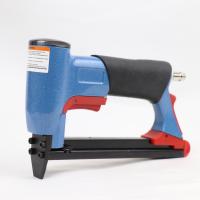 China 22 Gauge Fine Crown Air Stapler 7116 for Furniture Manufacturing 1/4 to 5/8 Inch Staples for sale