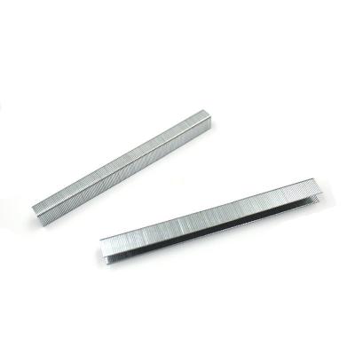 China 22 Gauge 9.10mm Crown 14mm Length Pneumatic Staple 7114 for Furniture Decoration for sale