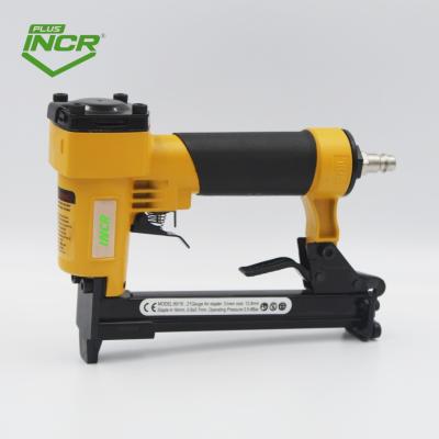 China 80 Series Pneumatic Wide Crown Stapler 21 Gauge Air Staple Gun 60-100 PSI for Furniture for sale