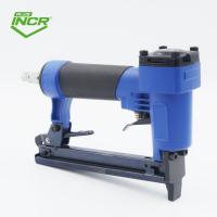 China 22 Gauge Fine Crown Air Pneumatic Staple Gun 7116 1/4 to 5/8 Inch for Furniture Decoration for sale