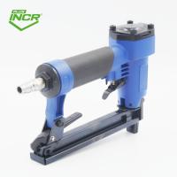 China 22 Gauge Fine Crown Air Pneumatic Staple Gun 7116 1/4 to 5/8 Inch for Furniture Decoration for sale