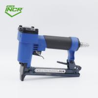 China 22 Gauge Fine Crown Air Pneumatic Staple Gun 7116 for Furniture Decoration 1/4-5/8 Inch for sale