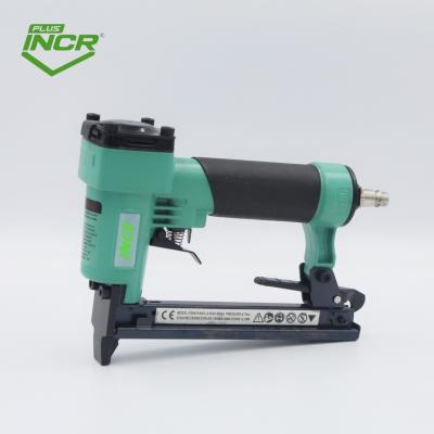 China Semi-Automatic 21 Gauge Fine Crown Air Pneumatic Staple Gun 1/4-5/8 Inch for Furniture Decoration for sale