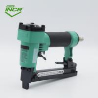 China 21 Gauge Fine Crown Air Pneumatic Staple Gun 1/4-5/8 Inch for Furniture Decoration for sale