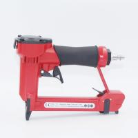 China 22 Gauge Fine Crown Air Stapler 7116 Hand Press Screwdriver Startup 60-100 PSI for sale