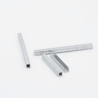 China ANSI Standard 408J 4J Galvanized Industrial Wire Staples 20 Gauge 5.20mm Crown for U-Type Nail for sale