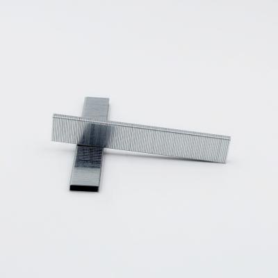 China ANSI Standard 4J Galvanized Industrial Wire Staples 20 Gauge 5.20mm Crown for Pneumatic Staple for sale