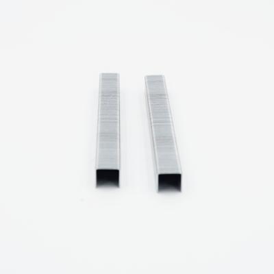 China 8408 84 Series Galvanized Industrial Wire Staple 20 Gauge 5/16in Length 12.2mm Crown for sale