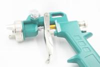 China Red/Green Paint Sprayer Pneumatic Paint Spray Gun 600ml for sale
