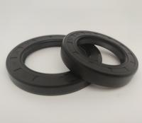 China Hiah-Temperature Resistant NBR FKM Material Custom TC Seal Rubber Oil Seal for sale