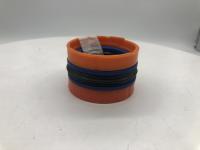 China Hydraulic Oil Seal Hydraulic Piston Cylinder Tc Nbr Fkm Fluororubber Framework Oil Seal for sale