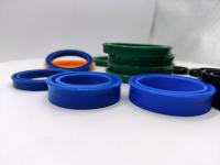 China NBR FKM FPM Material UN USH UPH Rod Oil Seal For Hydraulic Pistons for sale