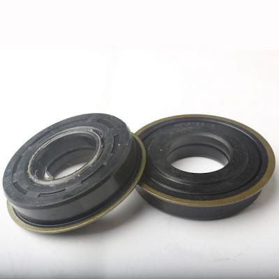 China high quality AQ1379E OIL SEAL for Kubo field harvester for sale