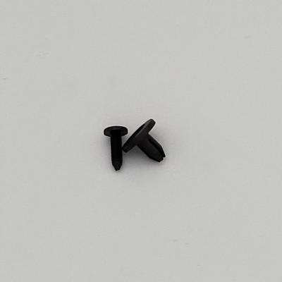 China Reusable Plastic Auto Fastener Clip For Cars High Performance Automotive Parts for sale