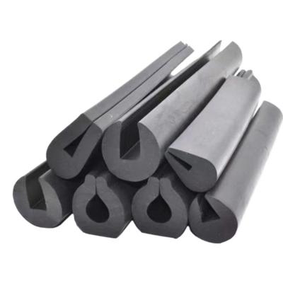 China Heat & Flame Resistant Silicone Rubber Sealing Strip - Ideal for High Temperature Applications & Fire Safety for sale