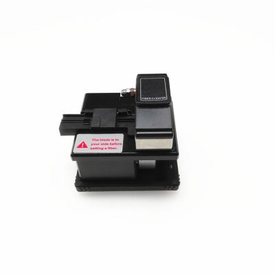China Replaceable Blade High Precision Fiber Cleaver 48000 Cuts 0.5 Degree Angle for sale
