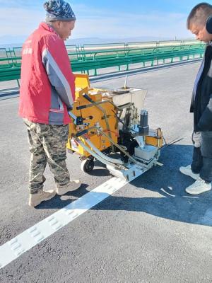 China Two Components 2K Raised Line / Rib Line Road Marking Machine- battery pushing for sale