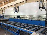 China CNC Synchro Hydraulic Tandem Press Brake 14000mm Width 24000KN Force for Steel Plate Bending for sale