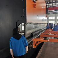 China 400 Ton CNC Hydraulic Press Brake 8000 mm Working Length DELEM DA53T Control for sale