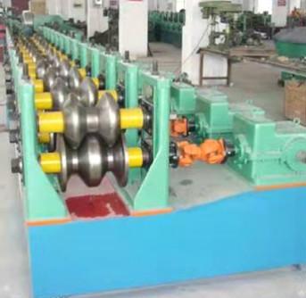 China 2 Waves & 3 Waves Guard Rail Roll Forming Machine - 8-15m/min Production Speed, 110mm Shaft Diameter for sale