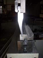 China Hydraulic Press Brake Tooling Die & Punching Mold for Metal Fabrication - Multiple Sizes & Configurations for sale