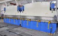 China 400T/7000mm CNC Tandem Press Brake with 8000KN Force and DELEM DA53T Control System for sale