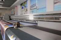 China 18 Head 1024A UV Hybrid Printer Carpet Printer High Speed Large Format Flat and Roll to Roll Digital UV Printing Machine for sale