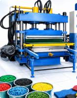 China Rubber Tiles Vulcanizing Press with PLC Full Automatic Control, 2-4 Working Layers, and Auto Pressure Compensation for sale