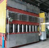China Automatic Tire Tread Rubber Vulcanizing Press Energy Saving Oil or Steam Heating Retreading Press for sale