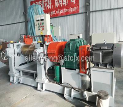 China Hardened Reducer Bearing Lubricating Open Mixing Mill For Rubber Plant for sale