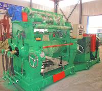 China XK-250 Rubber Mixing Mill with Chilled Alloy Cast Iron Rolls Water Cooling and Emergency Braking for sale