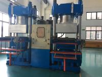 China Rubber injection machine with Vacuum Compression 300 ton for rubber accessories for sale