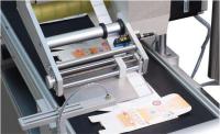 China 50-150pcs/Min Pouch Labeling Machine Paging Sticker Label Applicator for sale