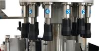 China 15000bph OPP Bottle Sticker Labeling Machine Wrap Around Adhesive for sale