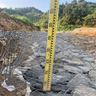 China 2m-6m Length Hexagonal Rock Basket Retaining Wall River Erosion Control Soil Retention for sale