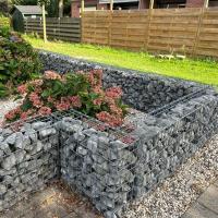 China Q195 Steel Wire Welded Gabion Planter Baskets Landscape Mesh For Garden Design for sale