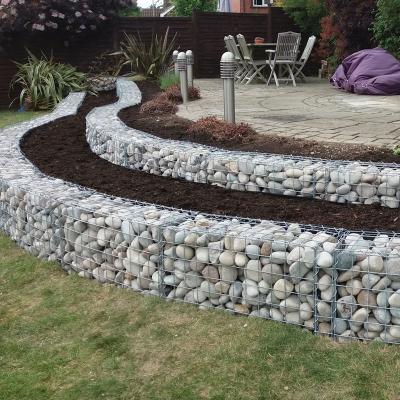 China Heavy Duty Galvanized Gabion Planters 50x50mm Mesh For Garden Landscape for sale