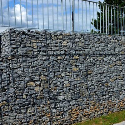 China Hot Dipped Galvanized Gabion Wall Planting 2x1x0.3m Wire Mesh Containers For Garden for sale