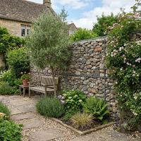 China Heavy Duty Welded Wire Mesh Gabion Box For Courtyard Wall for sale