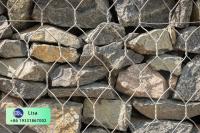 China Woven Gabion Box with Hexagon Holes for Eco-friendly Permeable Structure and Custom Sizes for sale