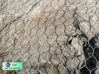 China Galfan Gabion Retaining Wall, Heavy Duty Double Twist Hexagonal Gabion Basket For River Bank Slope Flood Protection for sale