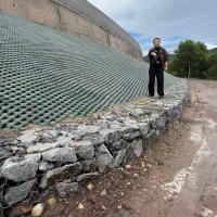 China Double Twisted Weave Type Gabion Baskets Triple Twist Hexagonal Mesh Common 22mm Lacing Wire Durable Erosion Control Solutions for sale