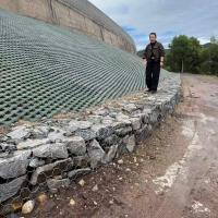 China PVC coated Wire Mesh Gabion Baskets Custom Sizes Durable Corrosion Resistant for Retaining Walls Erosion Control and Landscaping for sale