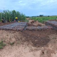 China Durability Customized 6*2*0.3m / 2.2mm Gabion Retaining Wall For Water Conservancy & River Regulation for sale