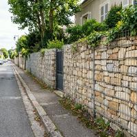 China 200 x 50 mm Mesh Spiral Wire Connected Hot Dip Galvanized Welded Gabion Fence Panel and Welded Gabion Box for Retaining Walls for sale