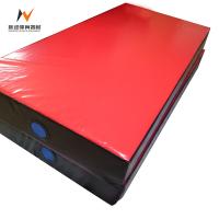 China 60cm Thickness Gymnastic Mats Perfect for Training and Competitions for sale