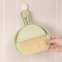 China PP Nylon Mini Dustpan and Brush Set 20.5x16cm for Cleaning for sale