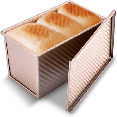 China Large Capacity Gold Carbon Steel Corrugated Bread Toast Box Mold with Cover 446F for sale